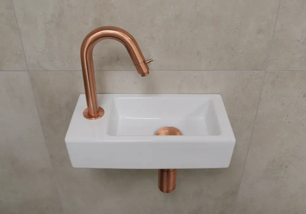 Mueller Mini Rhea wit fonteinset met koperen gebogen fonteinkraan links ...